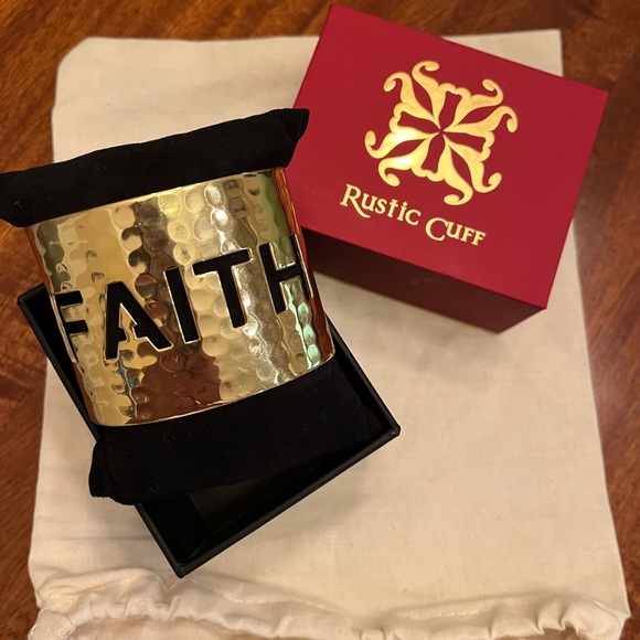 Rustic Cuff | Jewelry | Authentic Rustic Cuff Gold Cuff With ...